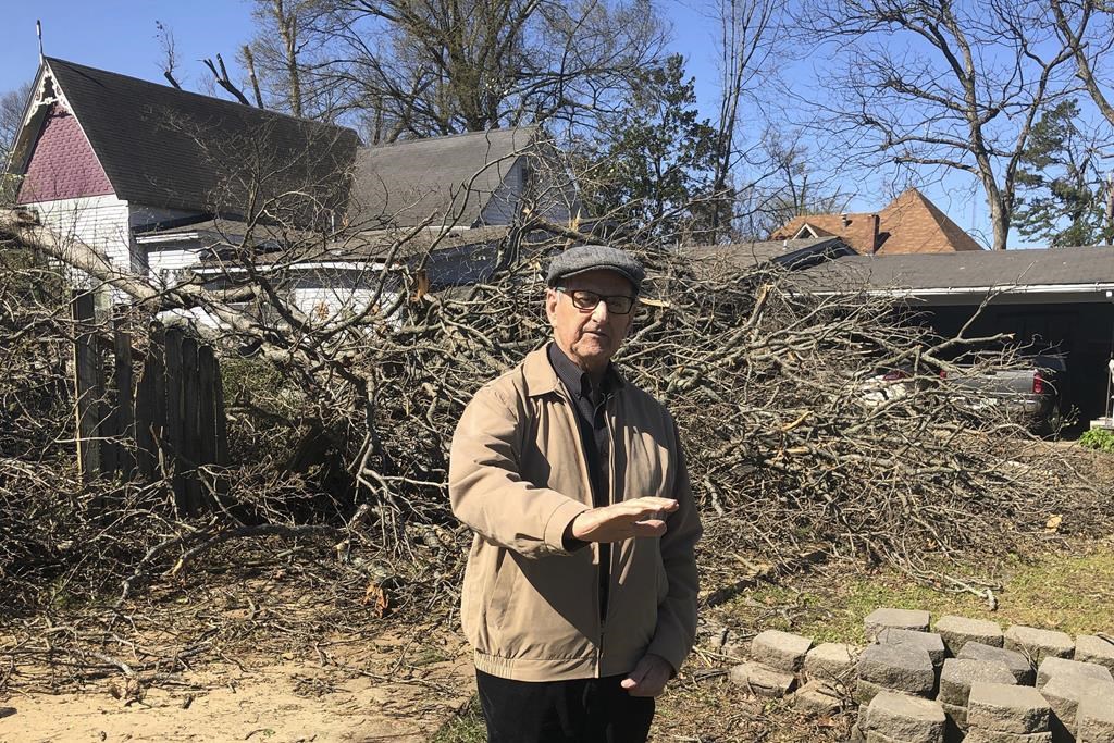 Tornado survivors recount flying debris, destroyed buildings