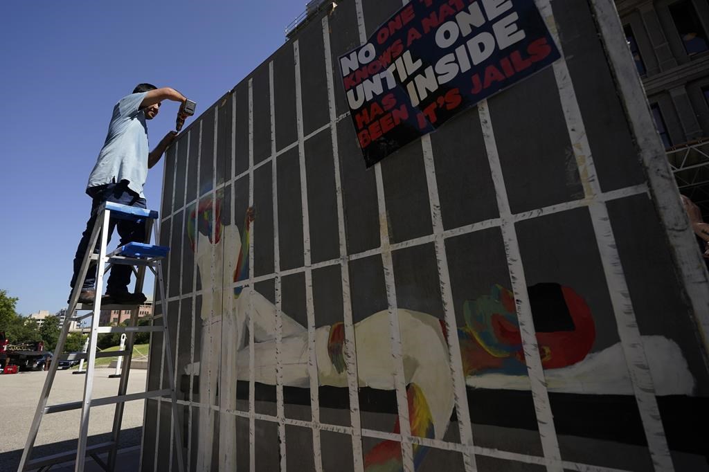 Texas heat wave has inmates' families worried about lack of air ...