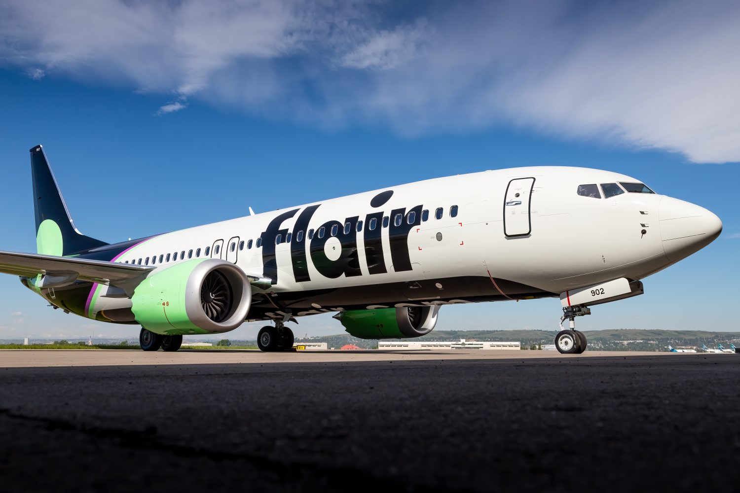 Staffing shortages heavily delay Flair Airlines Las Vegas to Kitchener ...