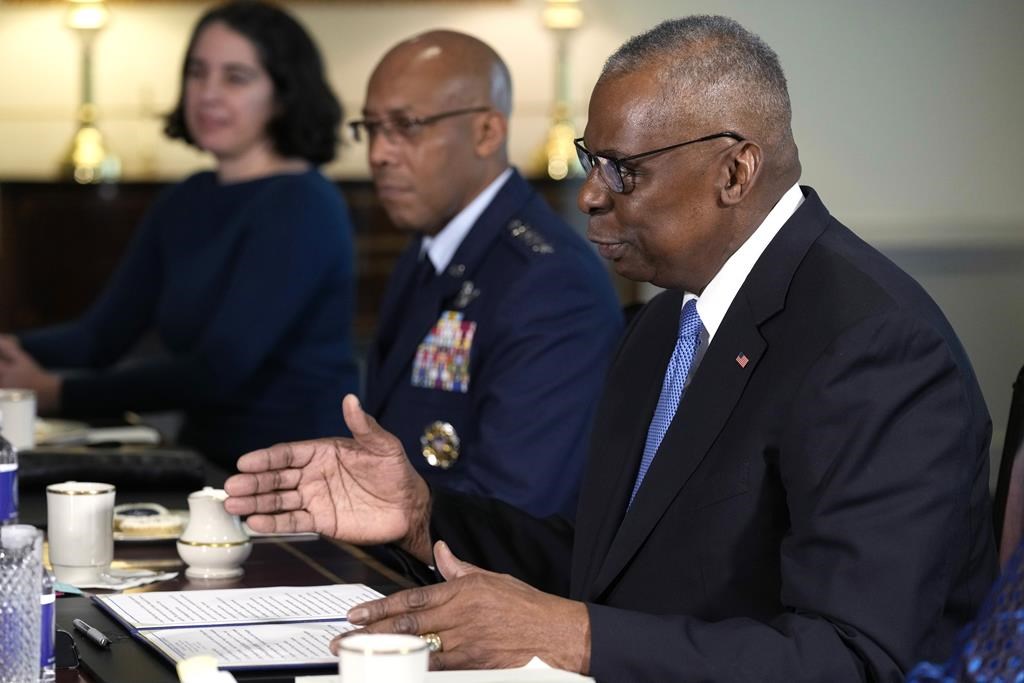 Defense Secretary Lloyd Austin returns to work at the Pentagon after ...