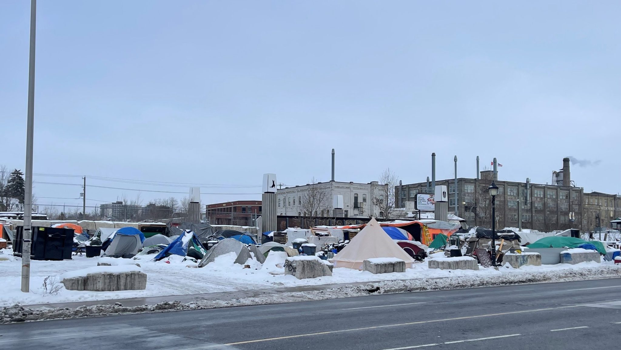 Emergency crews respond to fire at Victoria Street encampment
