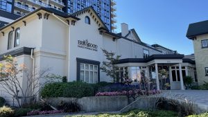 Towers in Waterloo to replace iconic building