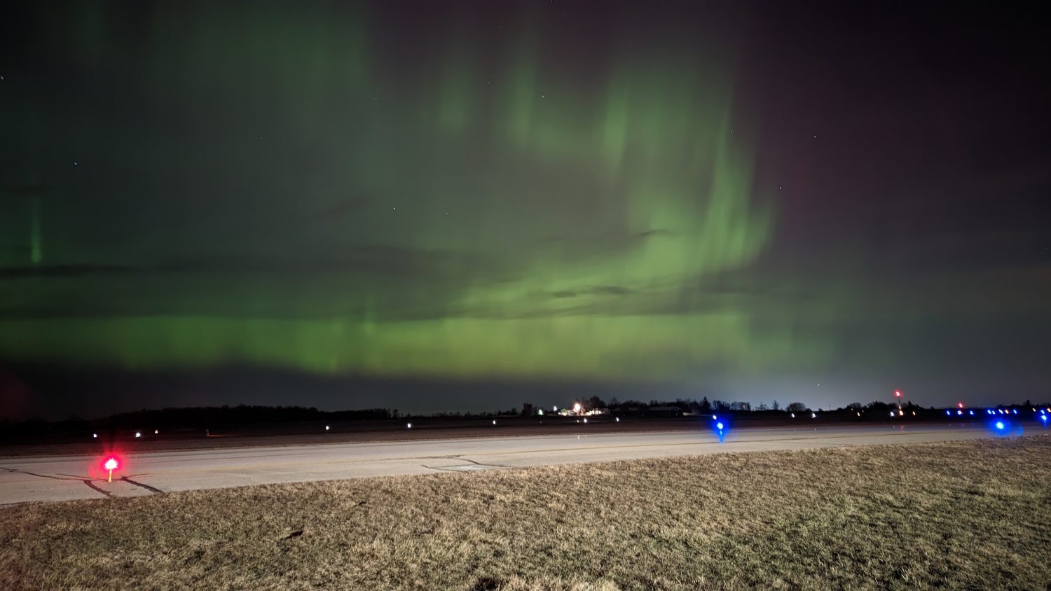 Northern lights visible from southern Ontario Thursday night