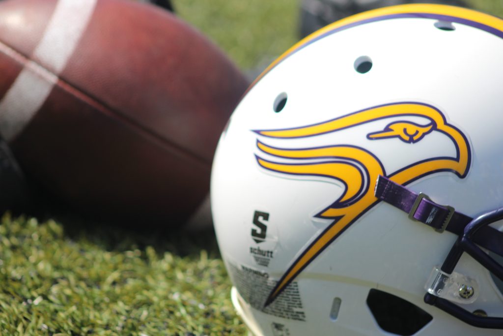 Alum of Golden Hawks football to share Indigenous Champion Award